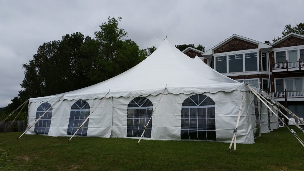 40X60 WHITE CENTURY POLE TENT